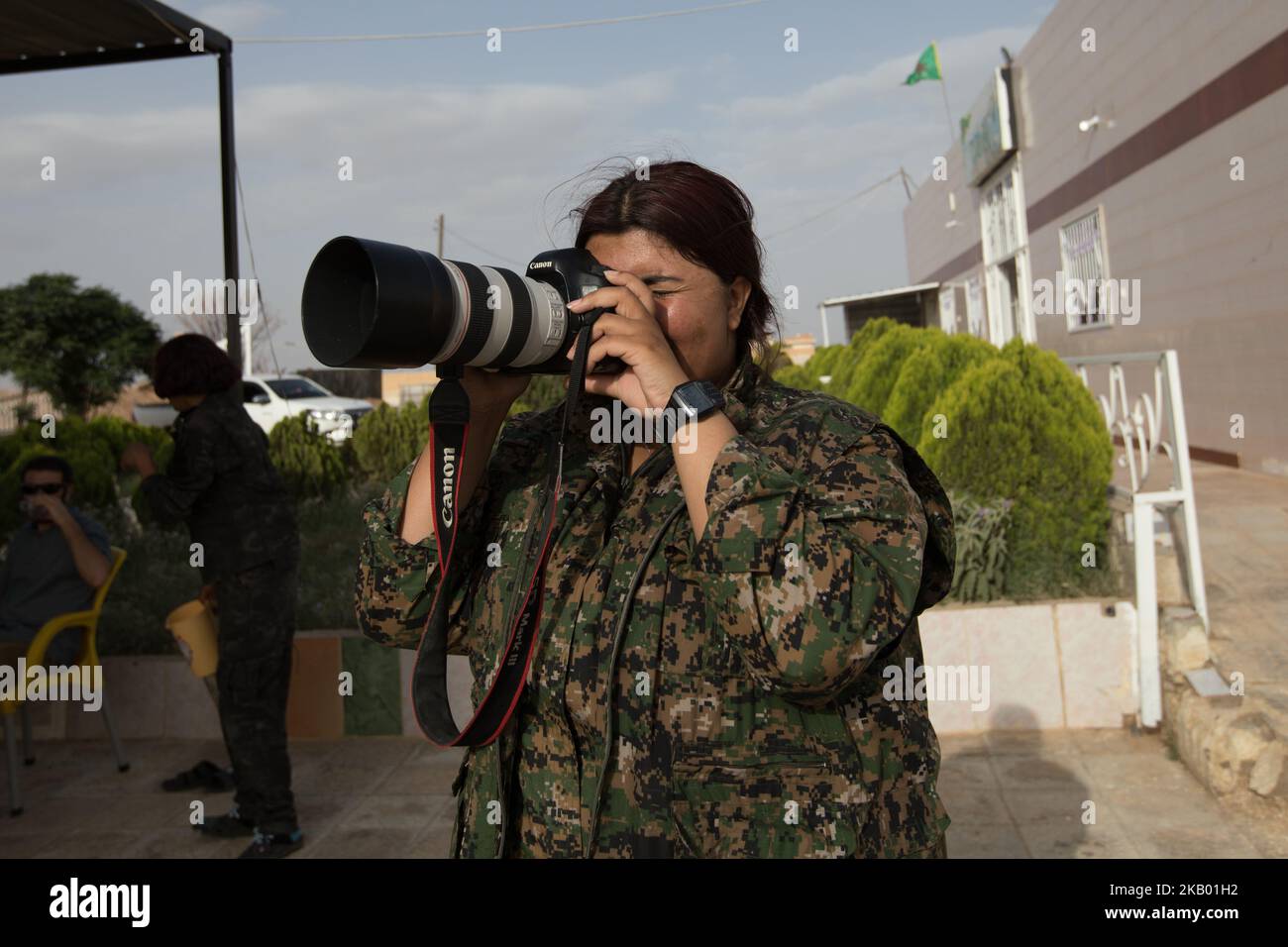 In Hasaka / Syria Kurdish and Arab young women who have joined the YPG are living on a training ...