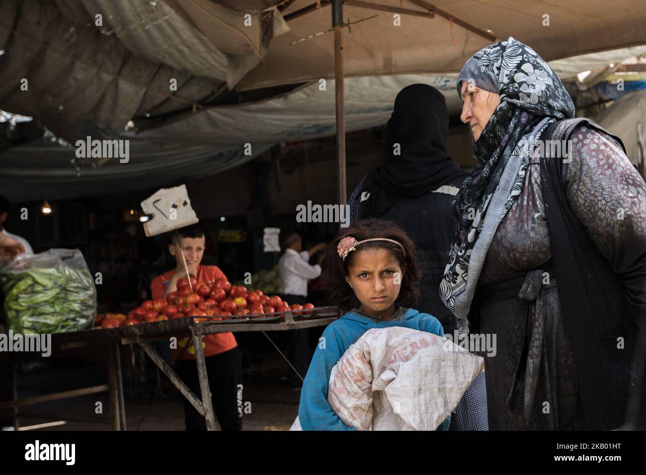 A street scene at a market in Qamishli / Syria (Photo by Sebastian ...