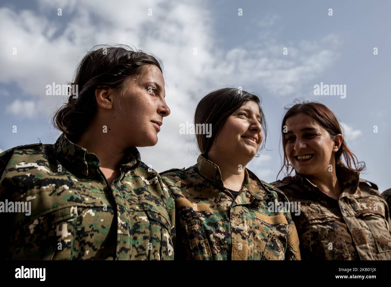 In Hasaka / Syria Kurdish and Arab young women who have joined the YPG are living on a training ...