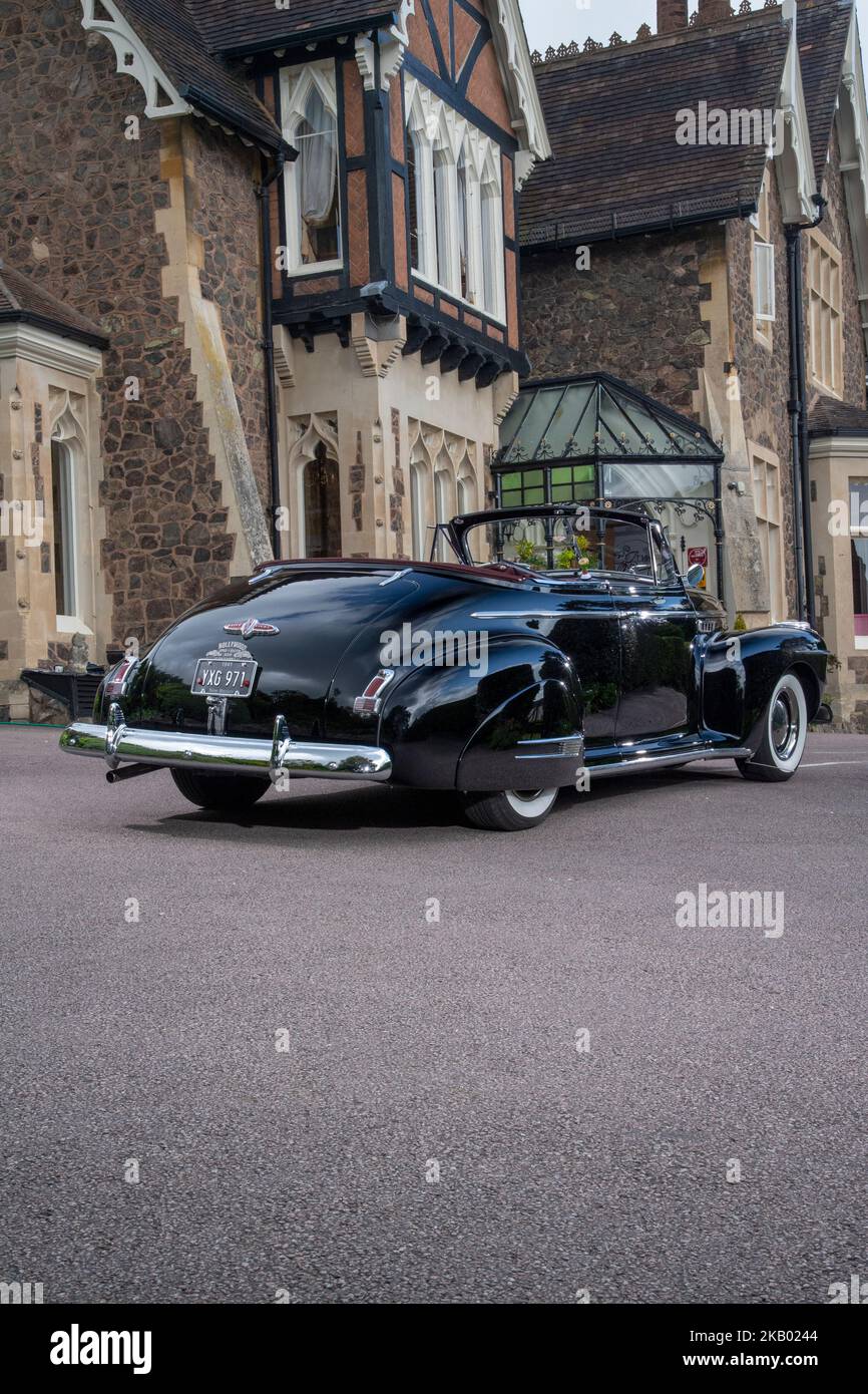 1941 Buick Eight cabriolet classic American convertible Stock Photo - Alamy