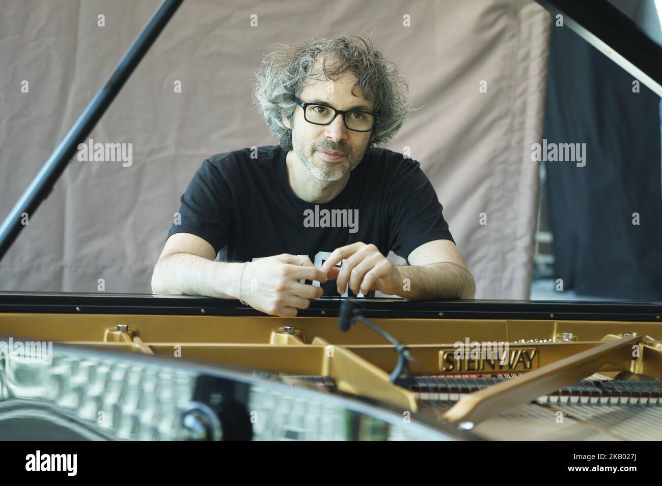 British musician james rhodes hi-res stock photography and images - Alamy