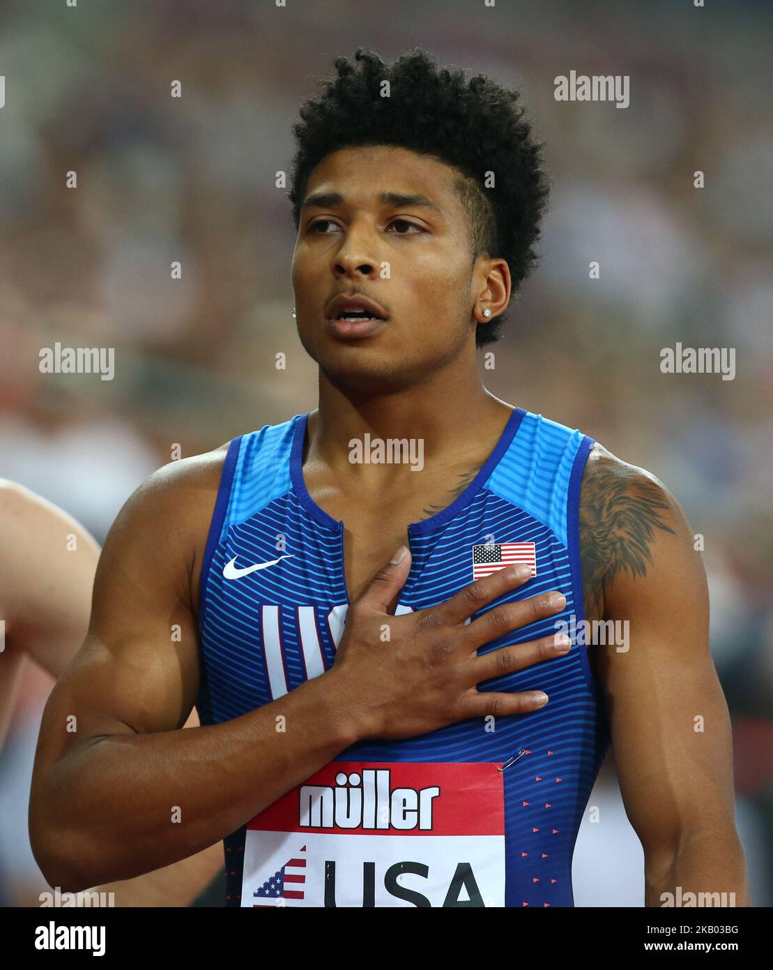 4 x 400m relay men hi-res stock photography and images - Alamy