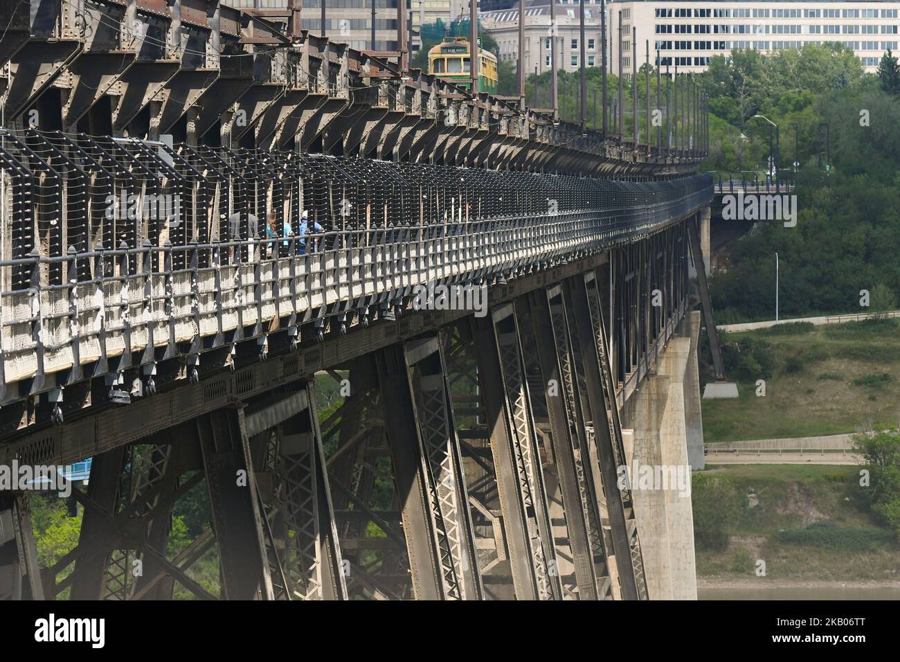 High level bridge edmonton hi-res stock photography and images - Alamy