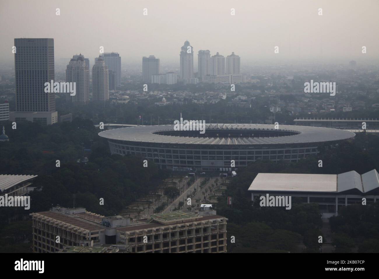 Jakarta air pollution hi-res stock photography and images - Alamy