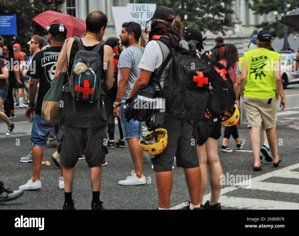 Antifa in solidarity with Anti Racist activists from DC Disrupt Unite ...