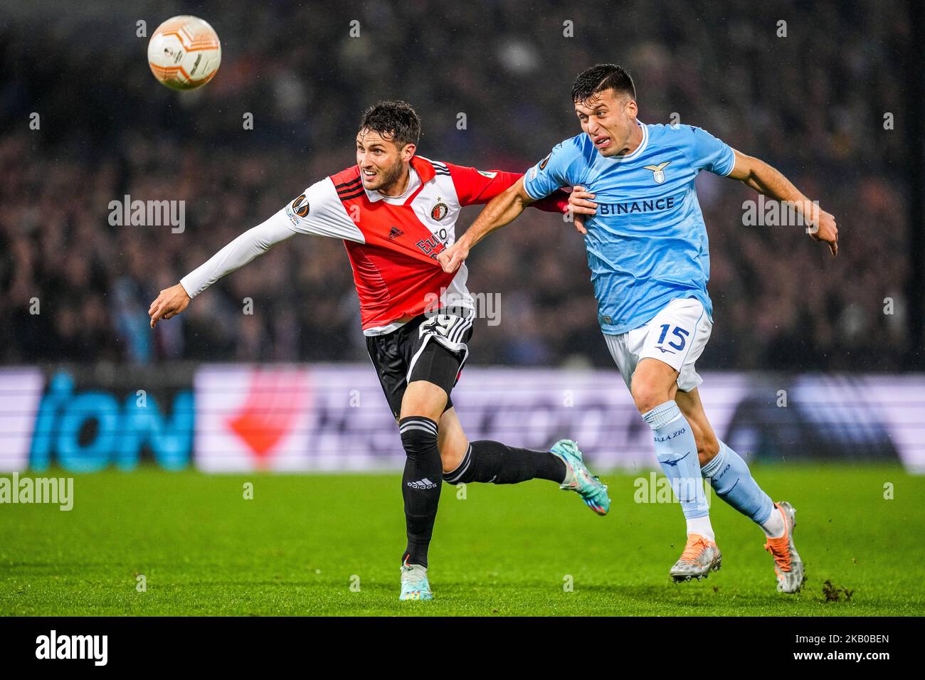 Rotterdam - Santiago Gimenez of Feyenoord, Nicolo Casale of Lazio Roma ...
