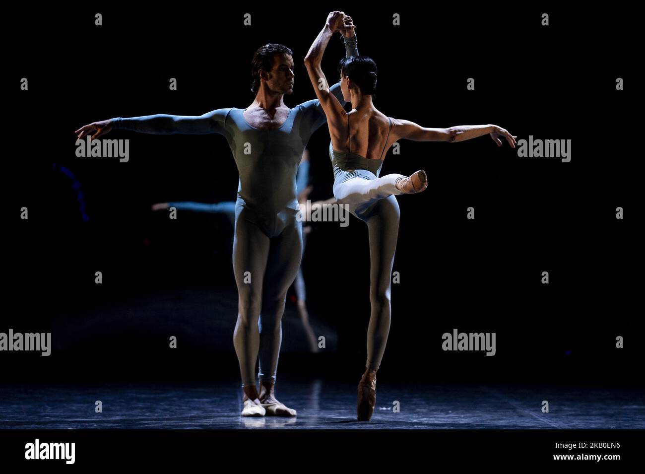 30 hojas hi-res stock photography and images - Alamy