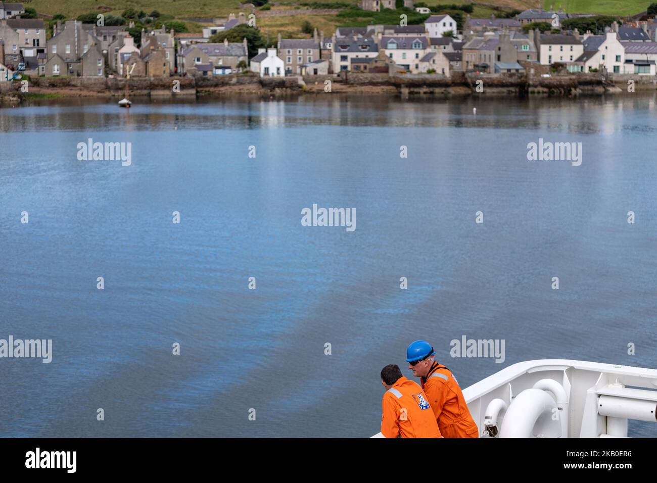 Orkney ferries hi-res stock photography and images - Alamy