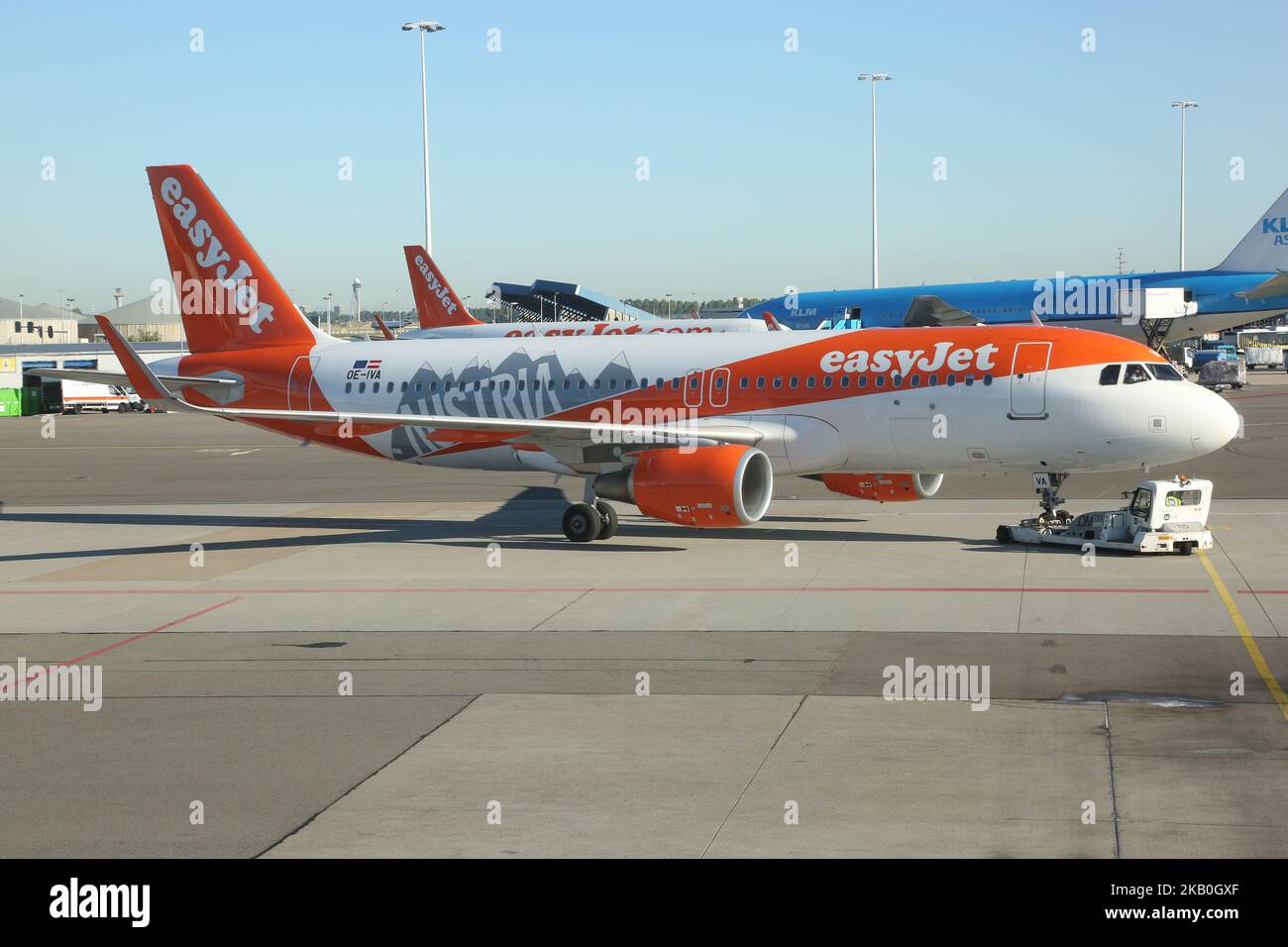 Easyjet airline livery aircraft airplane hi-res stock photography and ...