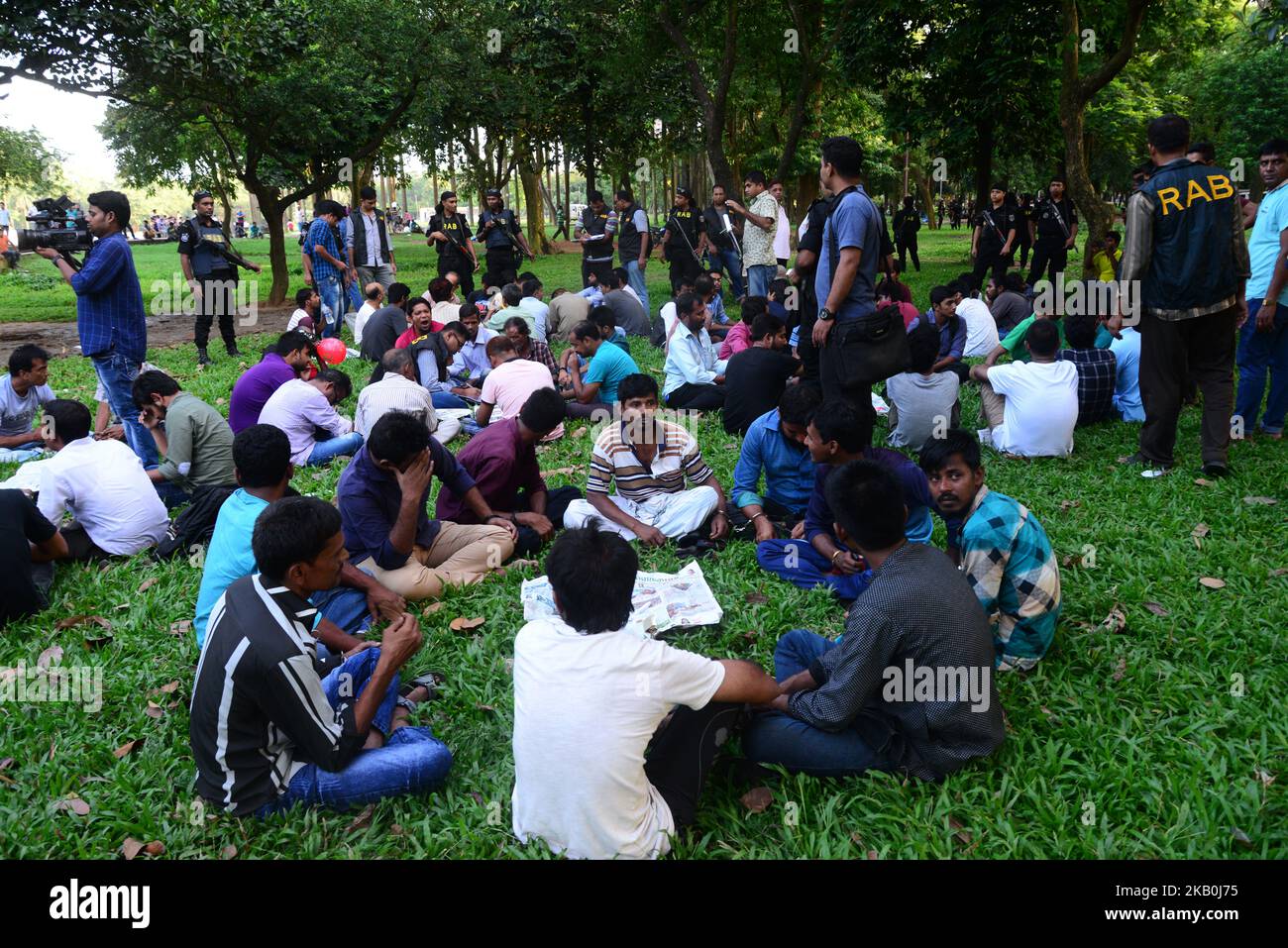 Bangladesh police rab hi-res stock photography and images - Alamy