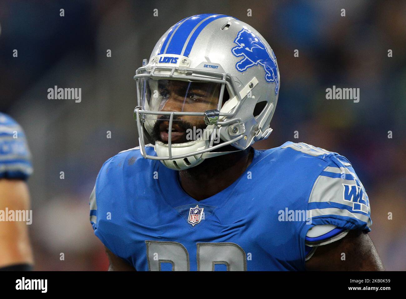 Cleveland browns helmet hi-res stock photography and images - Alamy