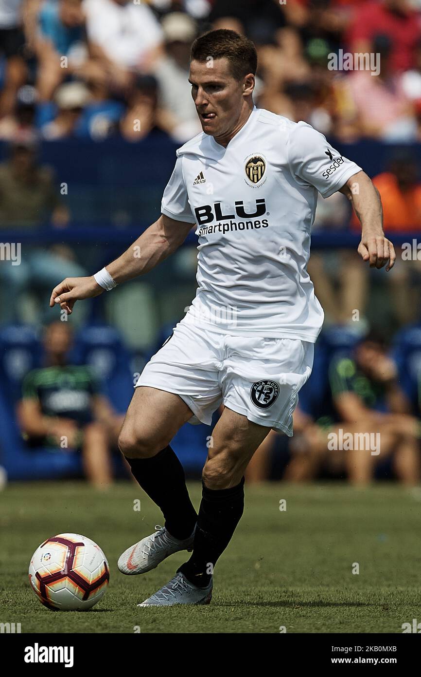 Levante valencia la liga soccer futbol ciutat de valencia derby hi-res ...