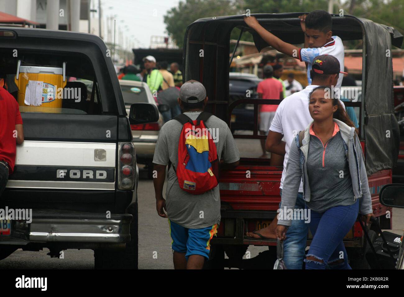 Colombian border hi-res stock photography and images - Alamy