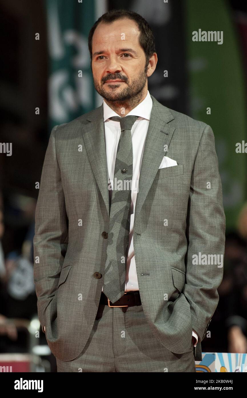 Angel Martin attends to orange carpet of new comedian schedule of #0 ...