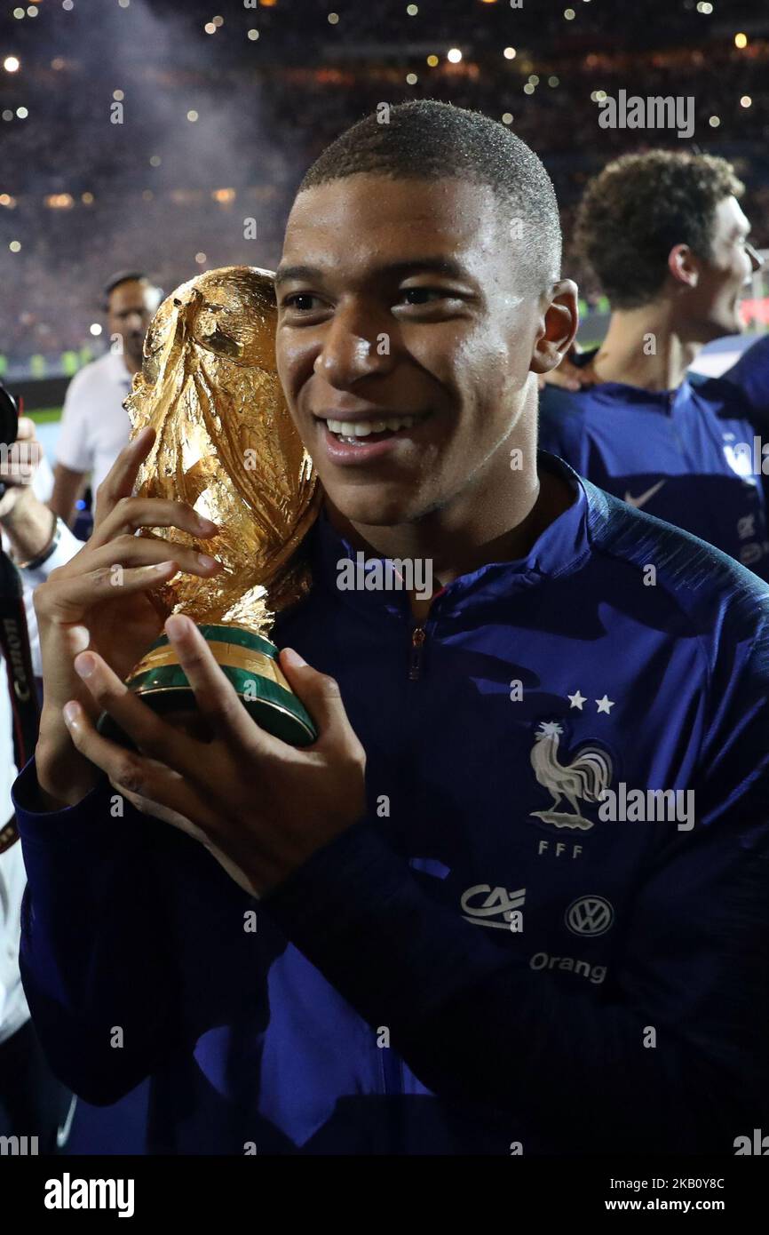Kylian mbappe world cup trophy hi-res stock photography and images - Alamy
