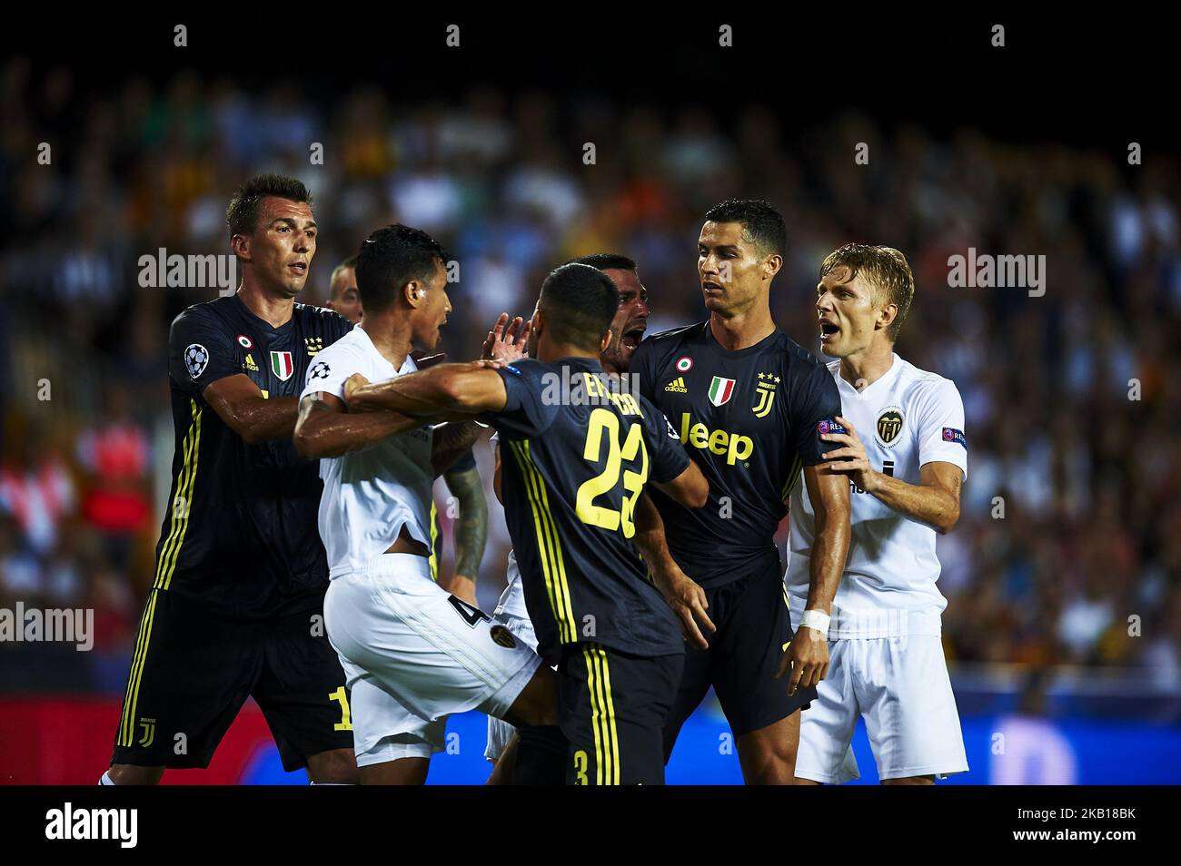 fight between Cristiano Ronaldo and Jeison Murillo during Group H match ...
