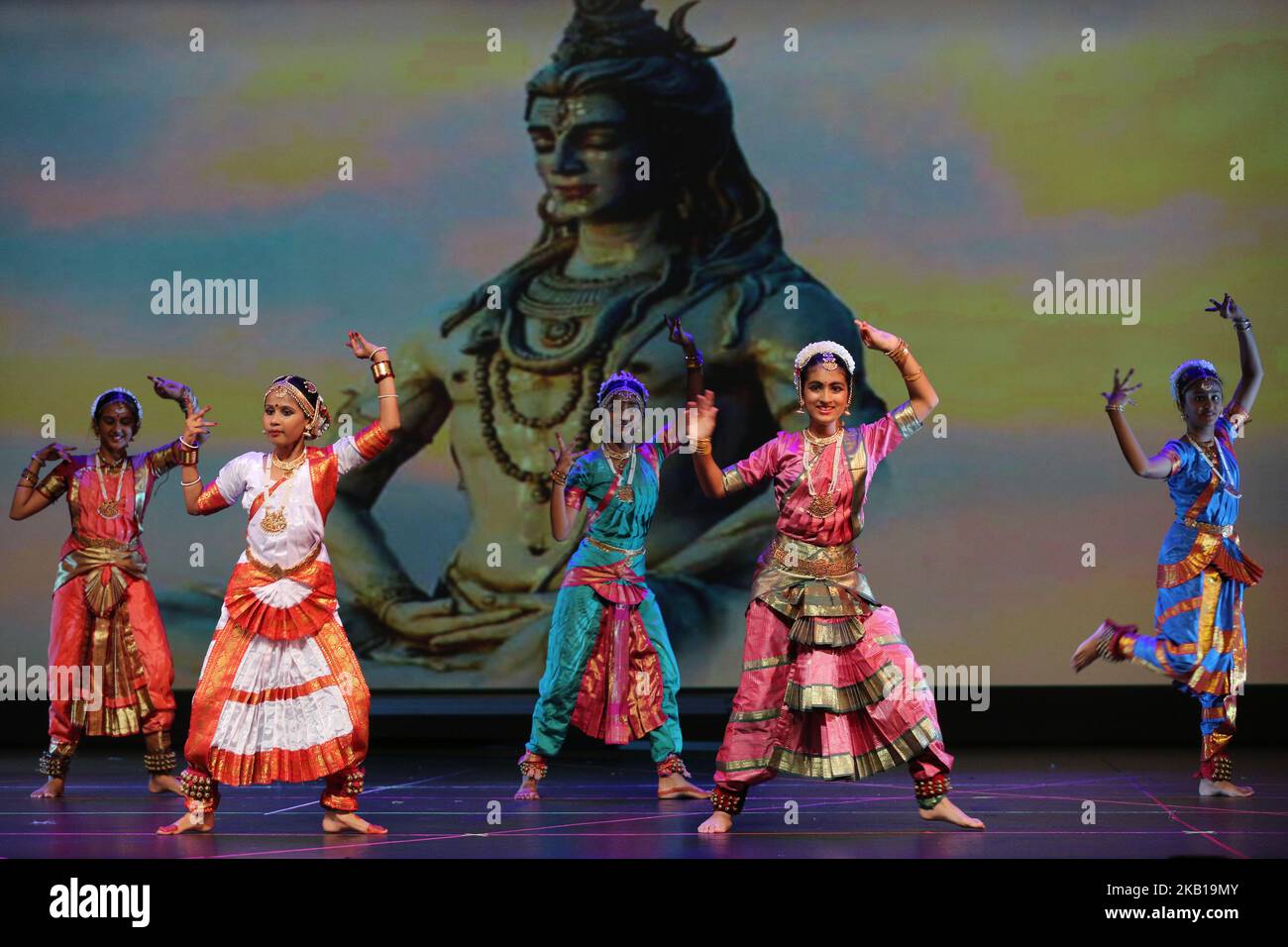 Students from the Nritya Kala Mandir School of Indian Classical Dance ...