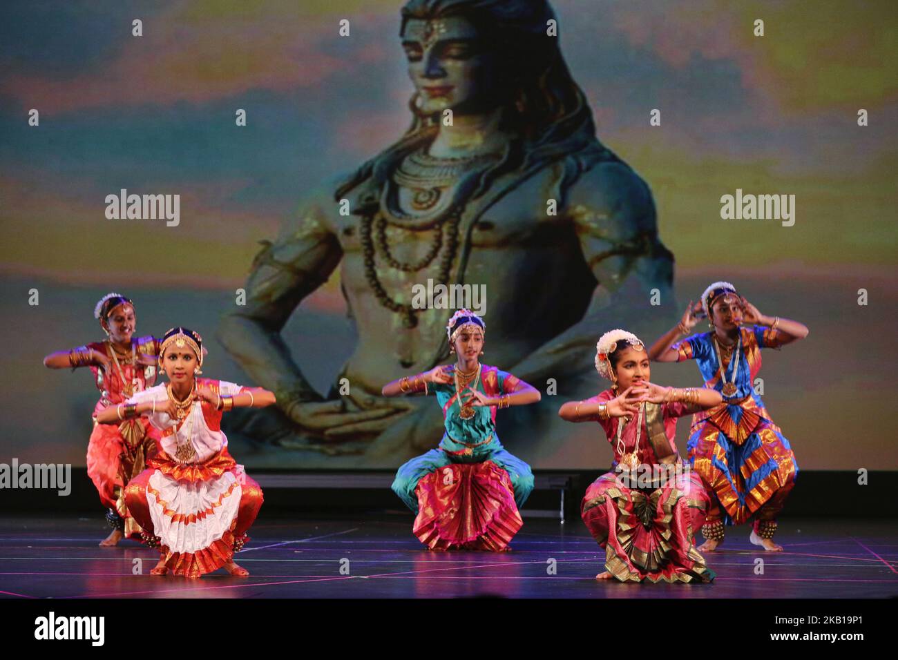 Students from the Nritya Kala Mandir School of Indian Classical Dance ...