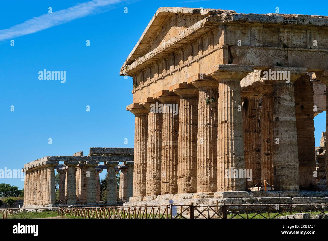 Colonne greche hi-res stock photography and images - Alamy