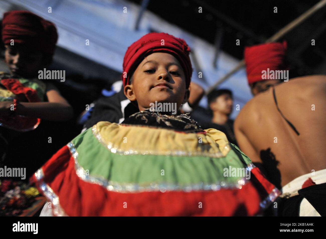 Lakhay dance hi-res stock photography and images - Alamy