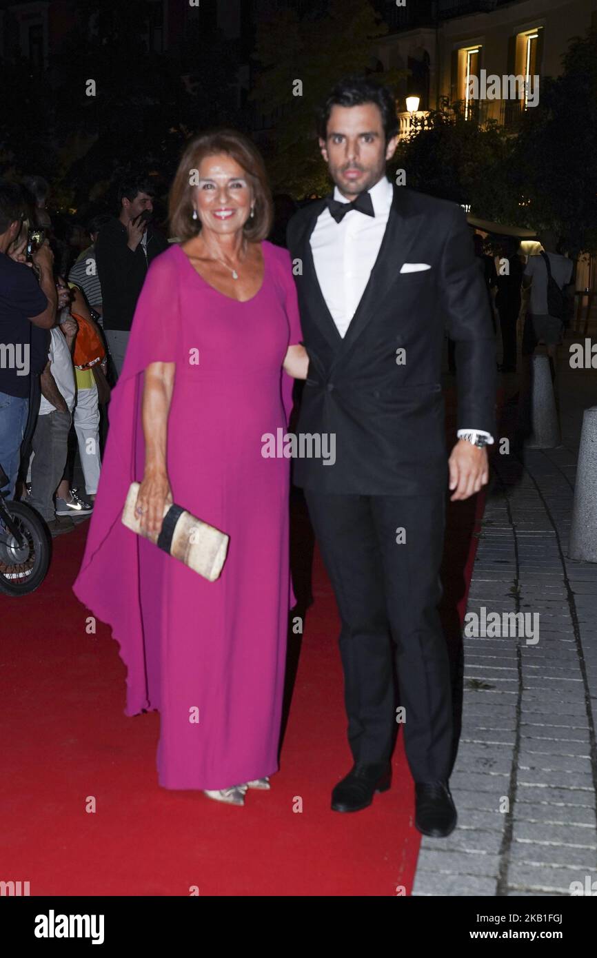 Alonso aznar botella hi-res stock photography and images - Alamy