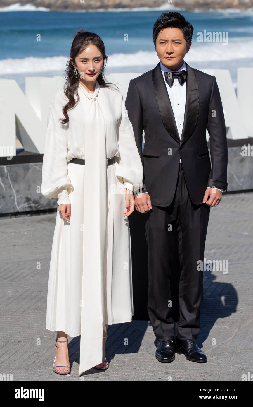 (L-R) Actress Mi Yang and actor Jingfei Guo attends 'Bao Bei Er (Baby ...