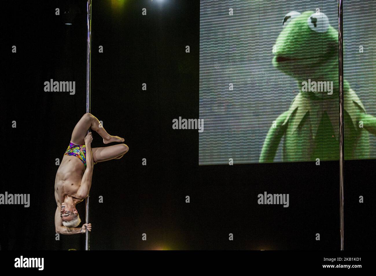 Pole dance competition hi-res stock photography and images - Alamy