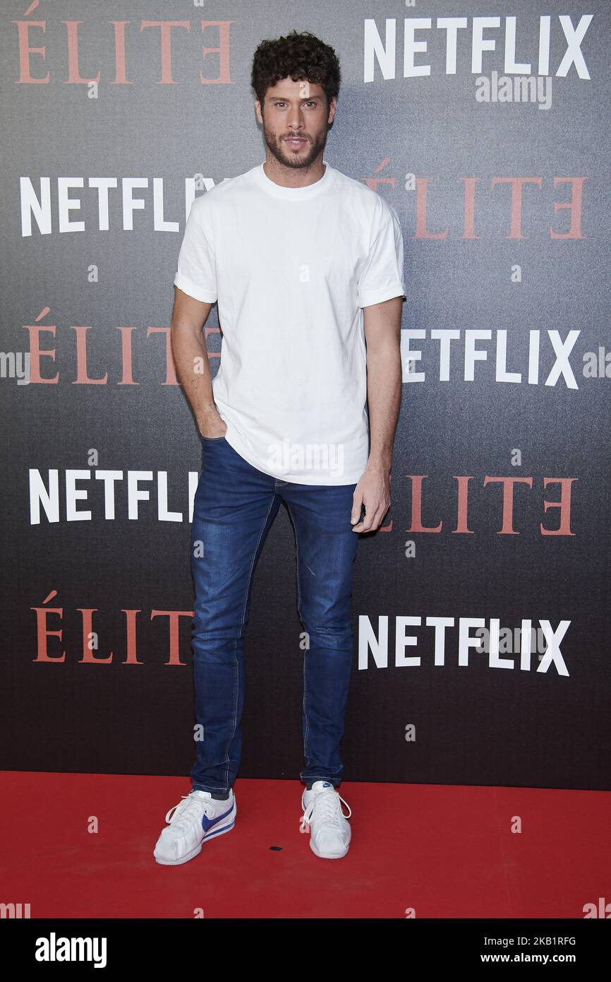 Jose Lamuno attend the 'Elite' premiere photocall at 'Reina Sofia ...