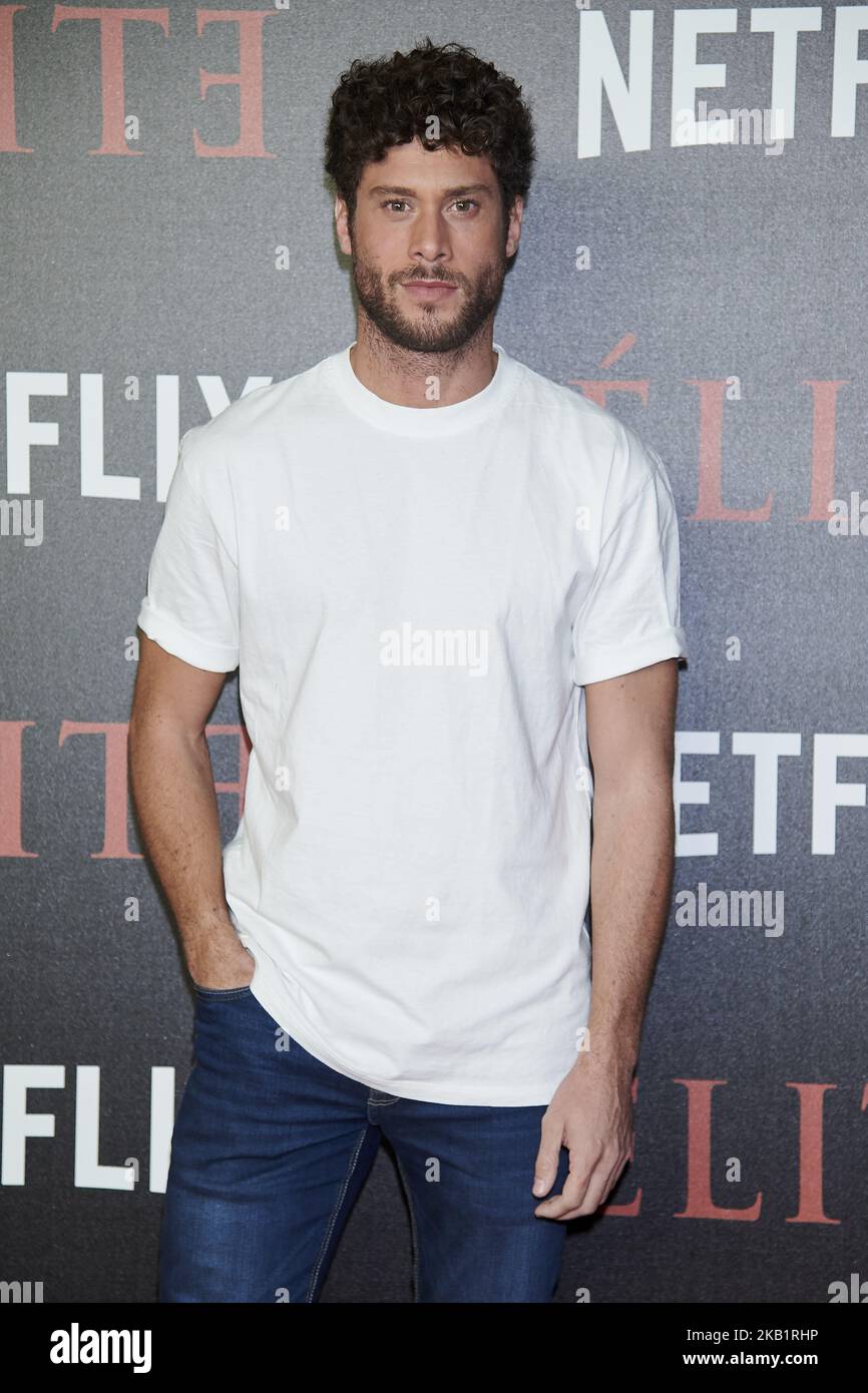 JOse Lamuno attend the 'Elite' premiere photocall at 'Reina Sofia ...