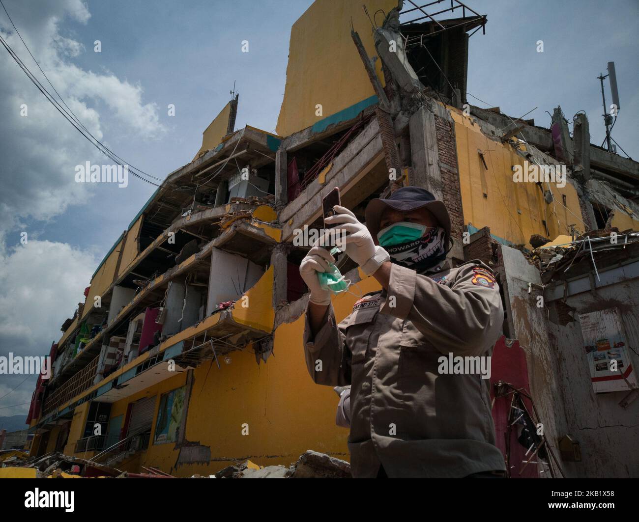 Evacuation process hi-res stock photography and images - Alamy