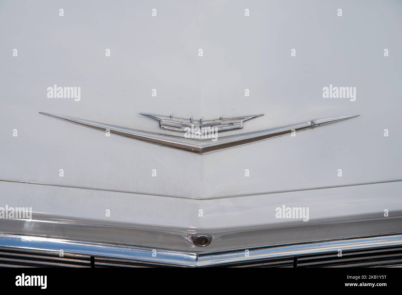 Cadillac deville logo hi-res stock photography and images - Alamy