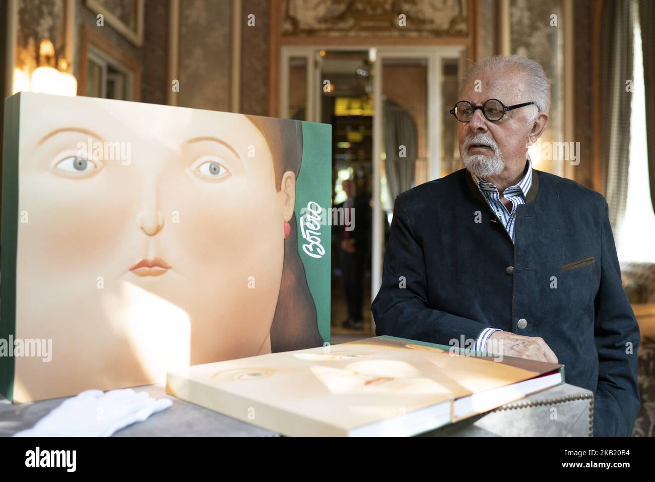 The teacher Fernando Botero during the presentation of the book Women ...