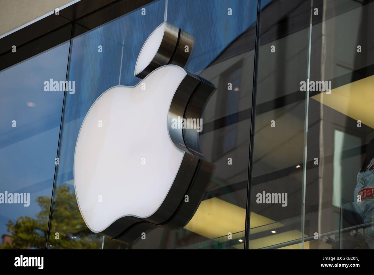 The Apple Store in Munich, Germany seen from outside. (Photo by ...