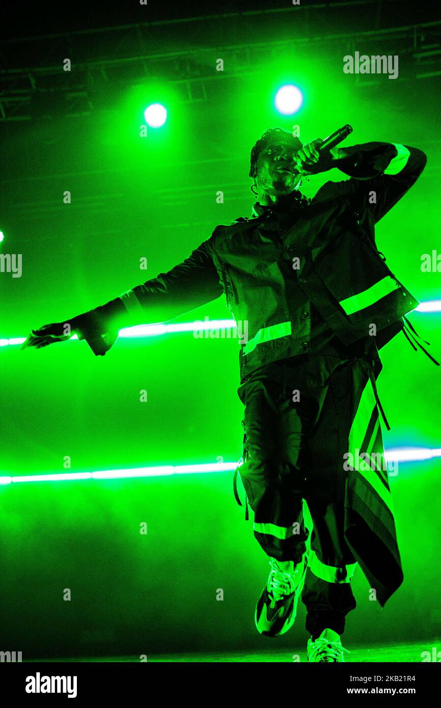 Rapper wallpaper hi-res stock photography and images - Alamy