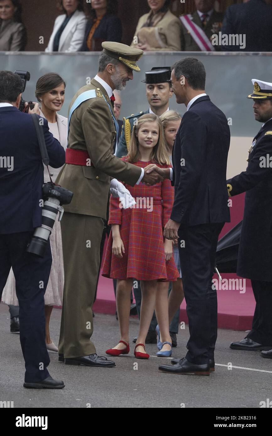Felipe vi of spain uniform hi-res stock photography and images - Alamy