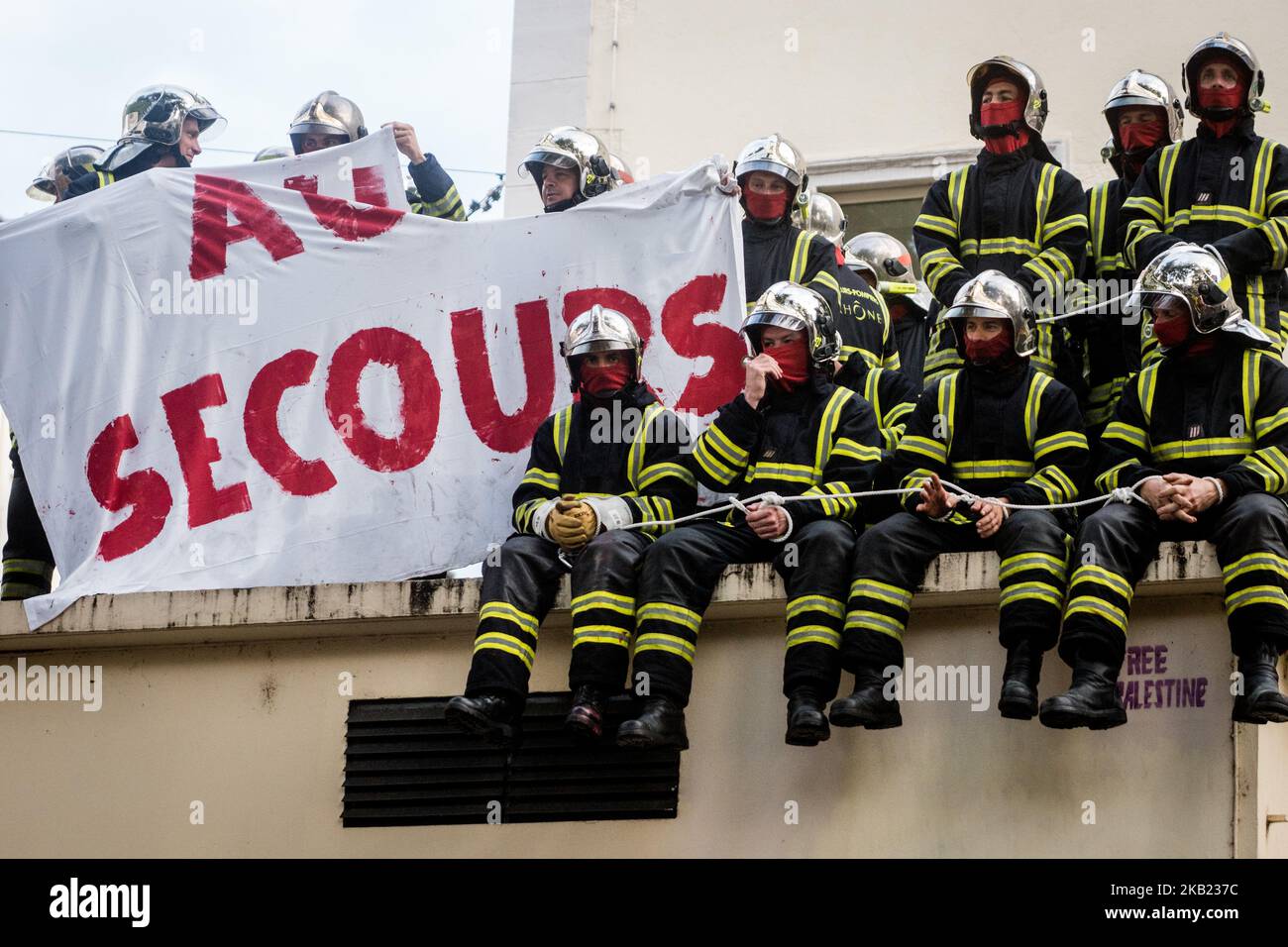 The firemen of the fire station of the 7th arrondissement of Lyon on ...