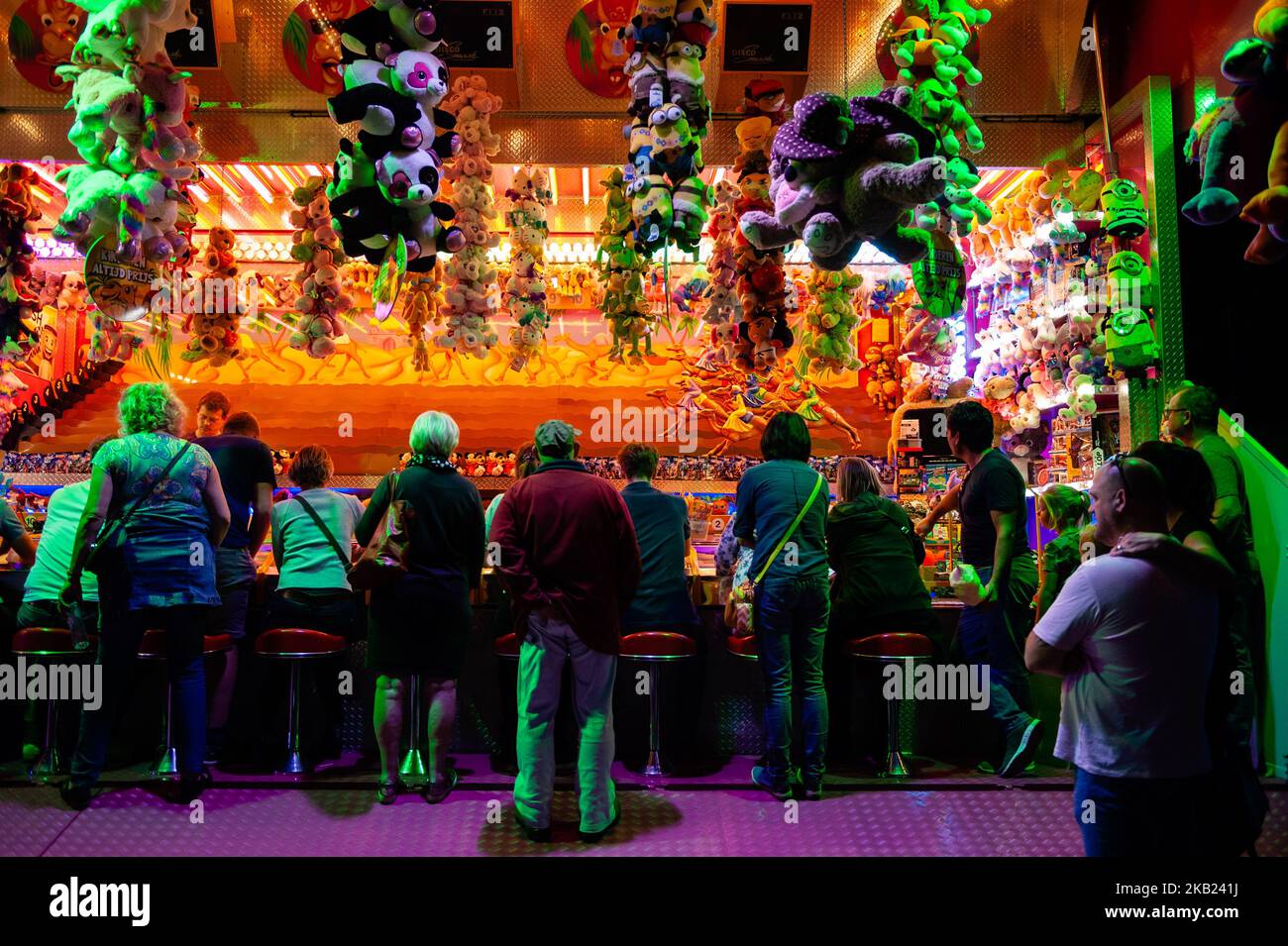 Autumn funfair hi-res stock photography and images - Alamy