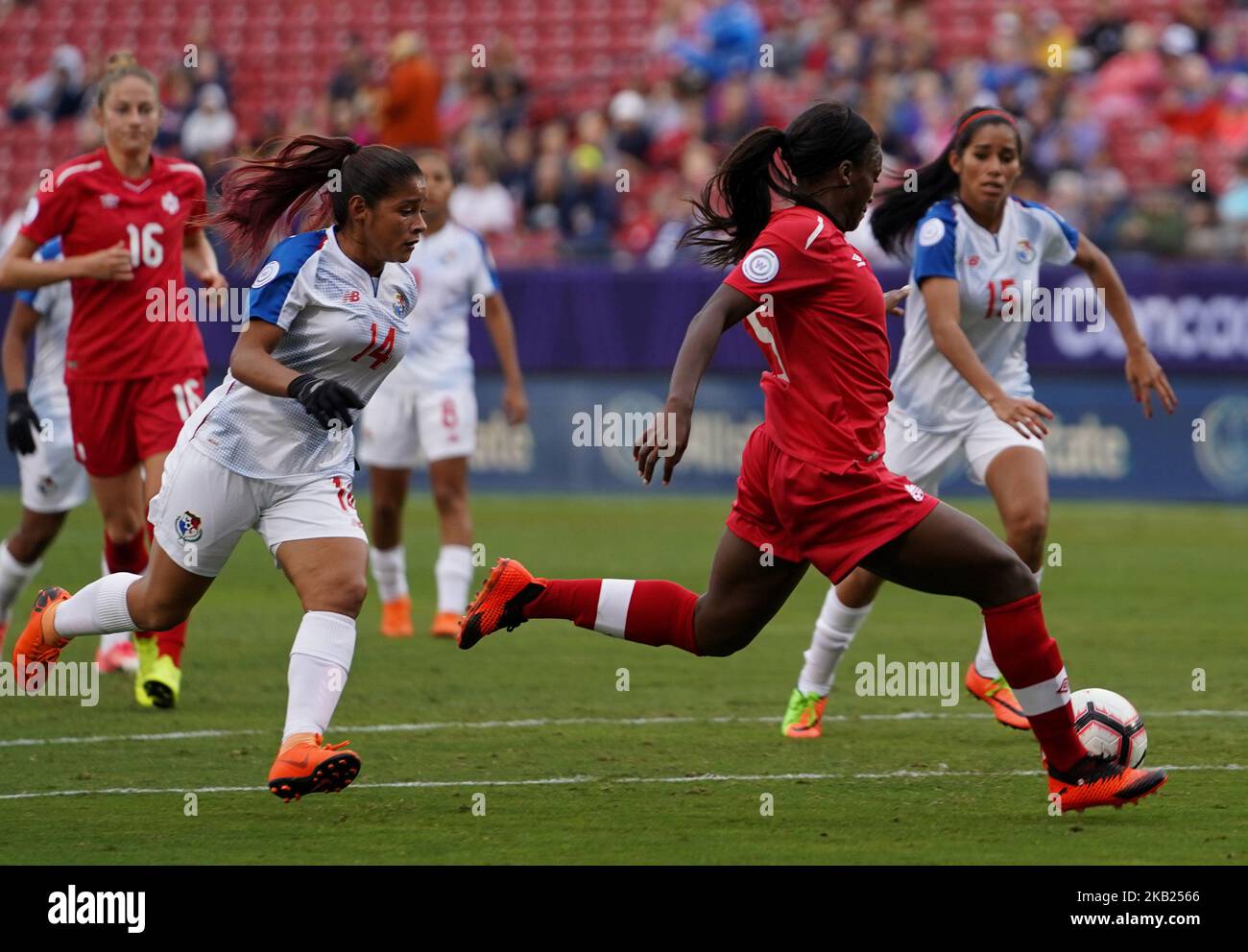 L-R Maryorie Perez of Panama and Nichelle Prince of Canada During ...