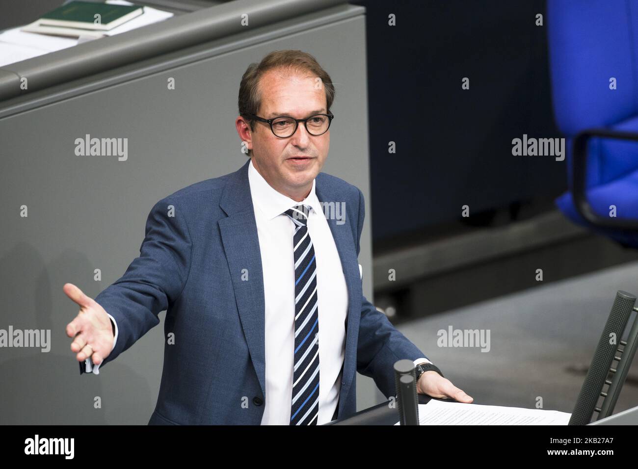 Pleanrsitzung hi-res stock photography and images - Alamy