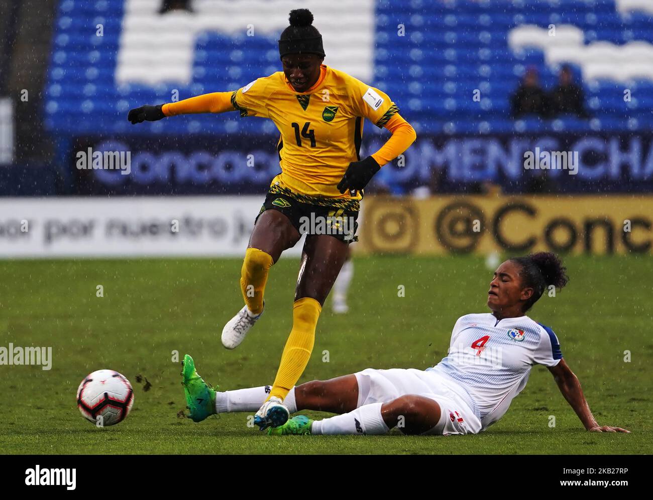 Katherine castillo hi-res stock photography and images - Alamy