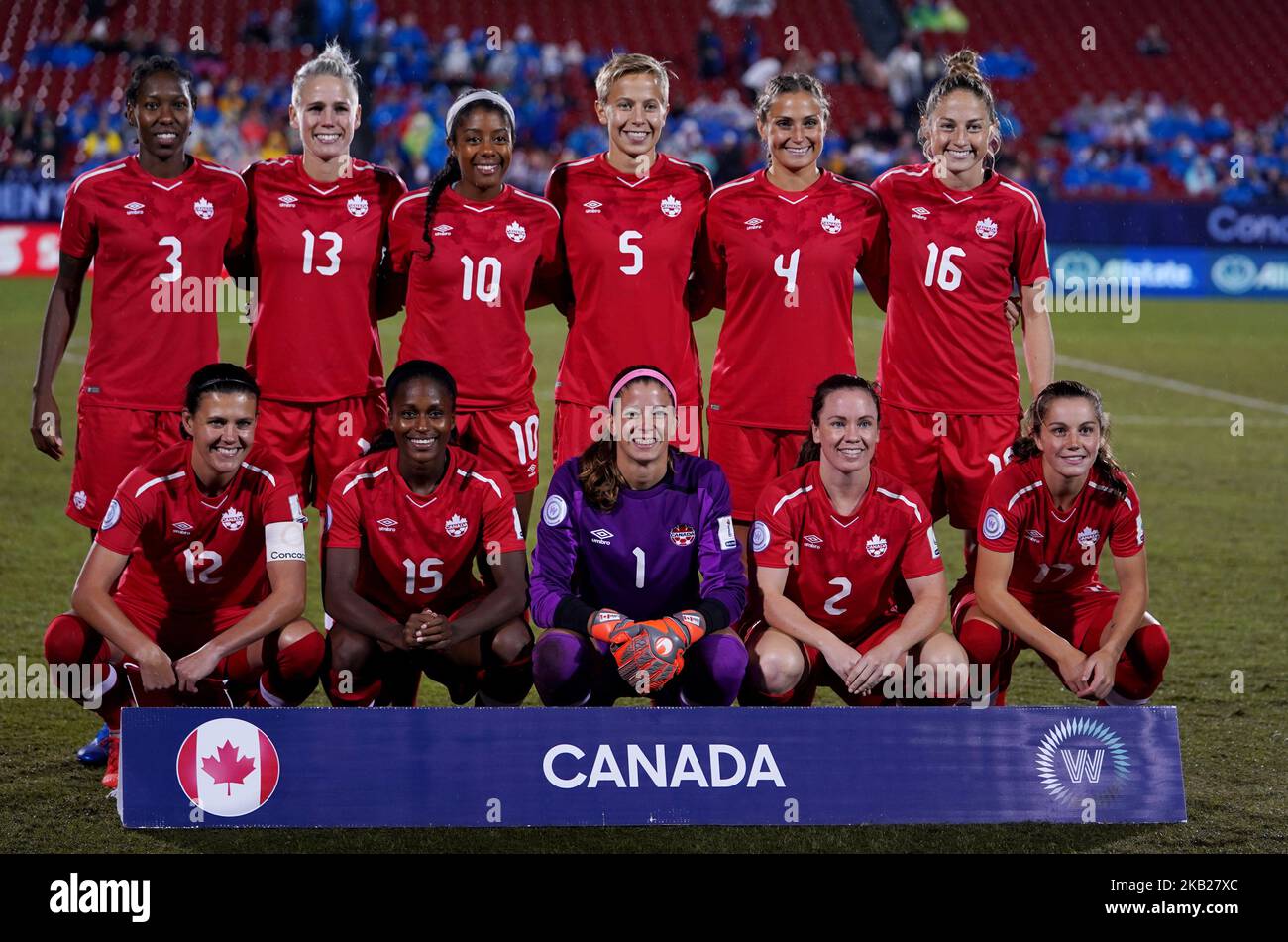 Frisco - OCTOBER 17: 2018 Back Row:- Kadeisha Buchanan, Sophie Schmidt ...