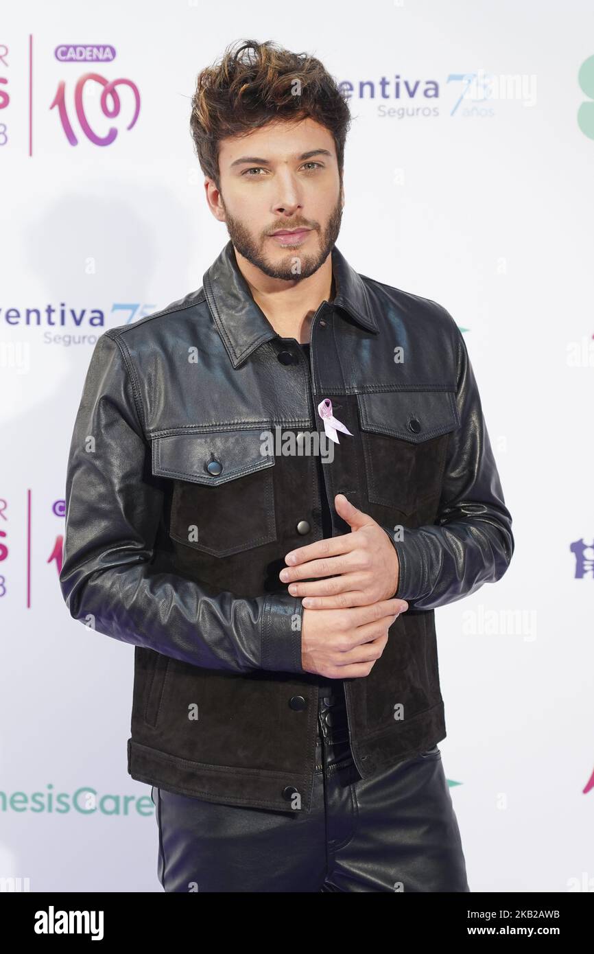 Canto pop hi-res stock photography and images - Alamy