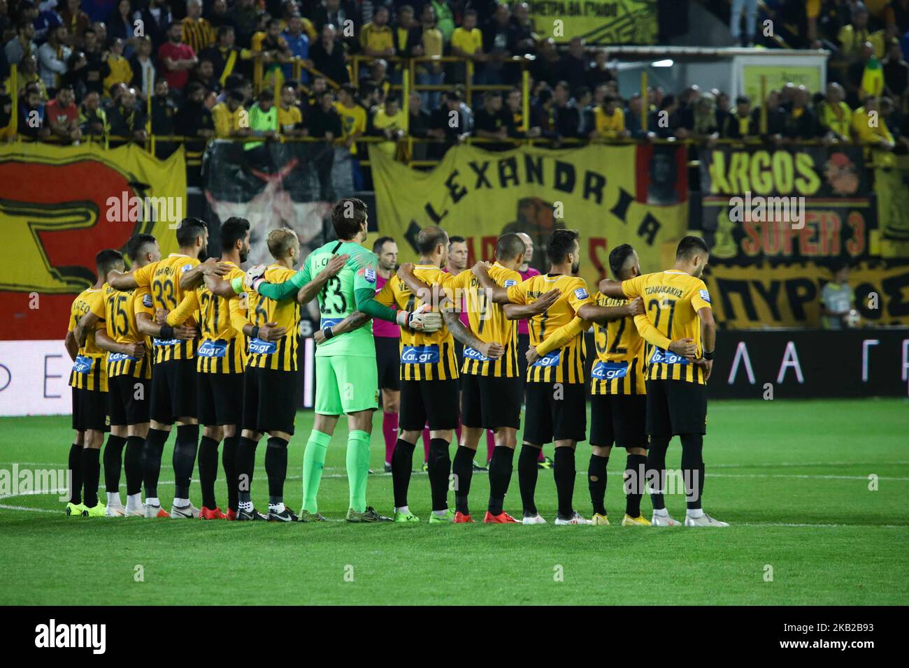 Aris thessaloniki greece football hi-res stock photography and images ...