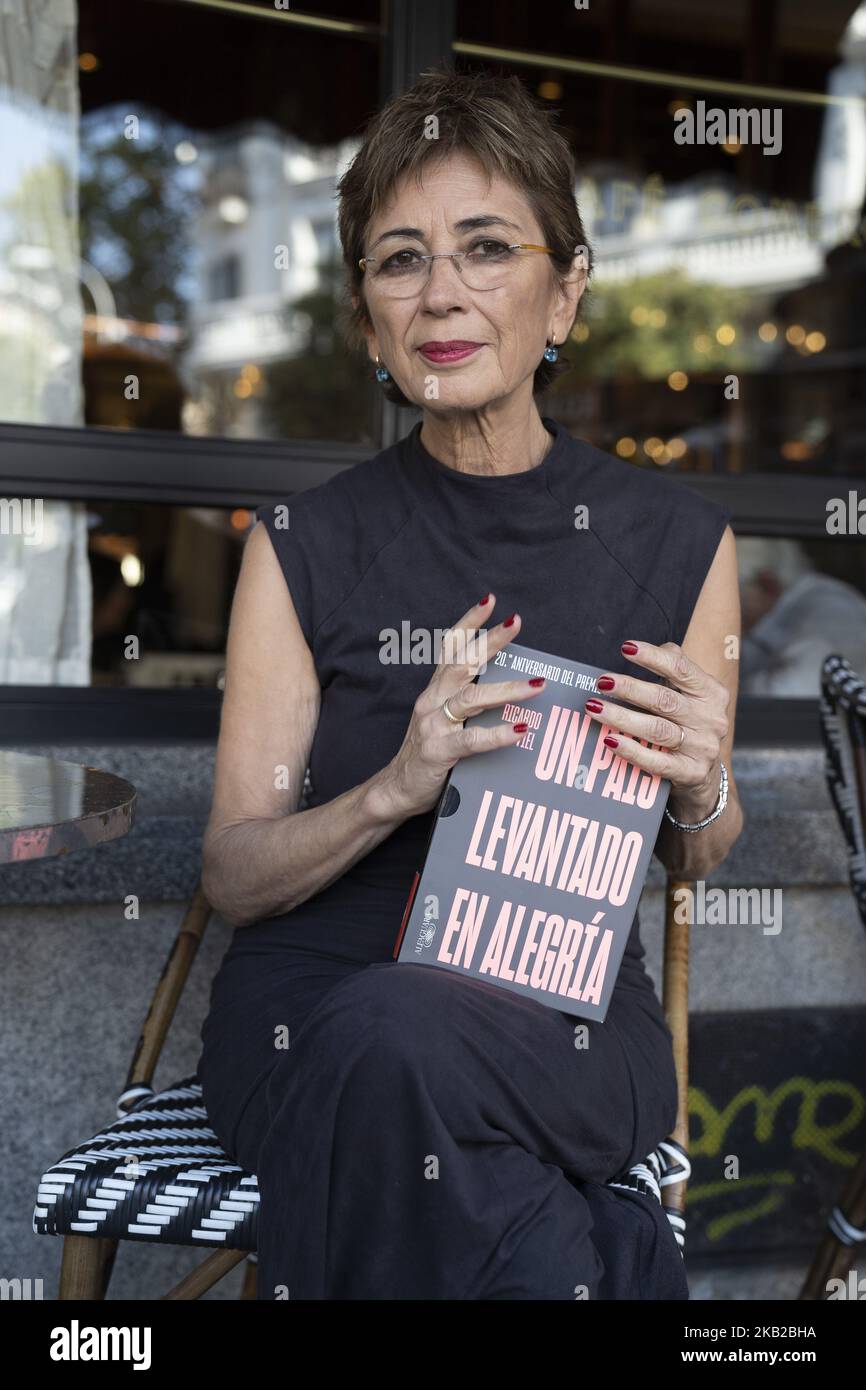 Saramgo hi-res stock photography and images - Alamy