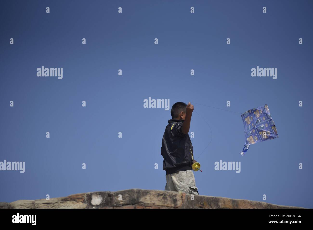 Nepal kid art hi-res stock photography and images - Alamy