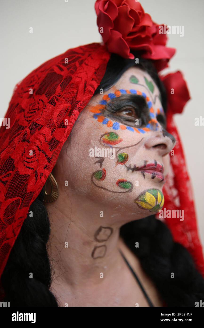 People dressed catrin catrina hi-res stock photography and images - Alamy