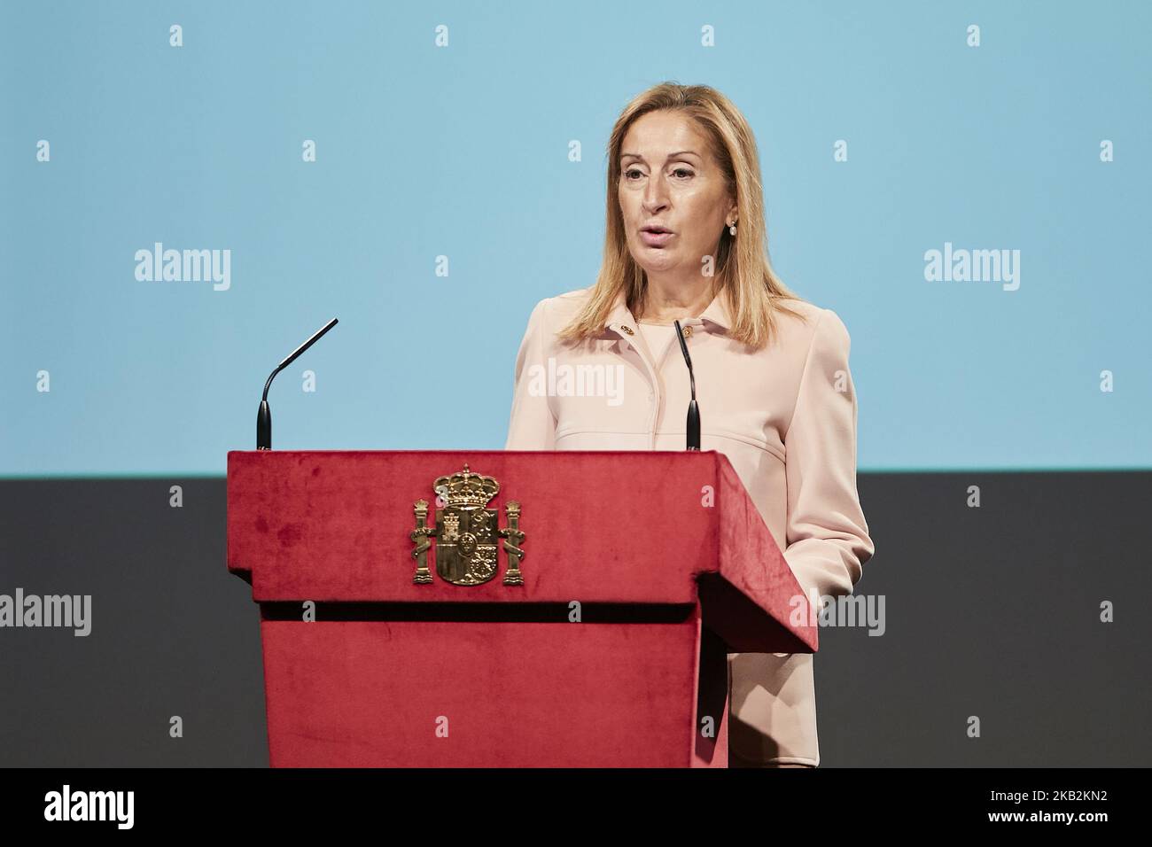 Ana realeza hi-res stock photography and images - Alamy