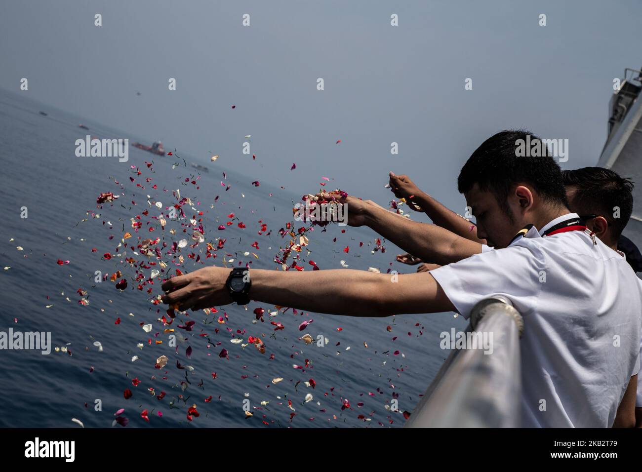 Military families naval air hi-res stock photography and images - Alamy