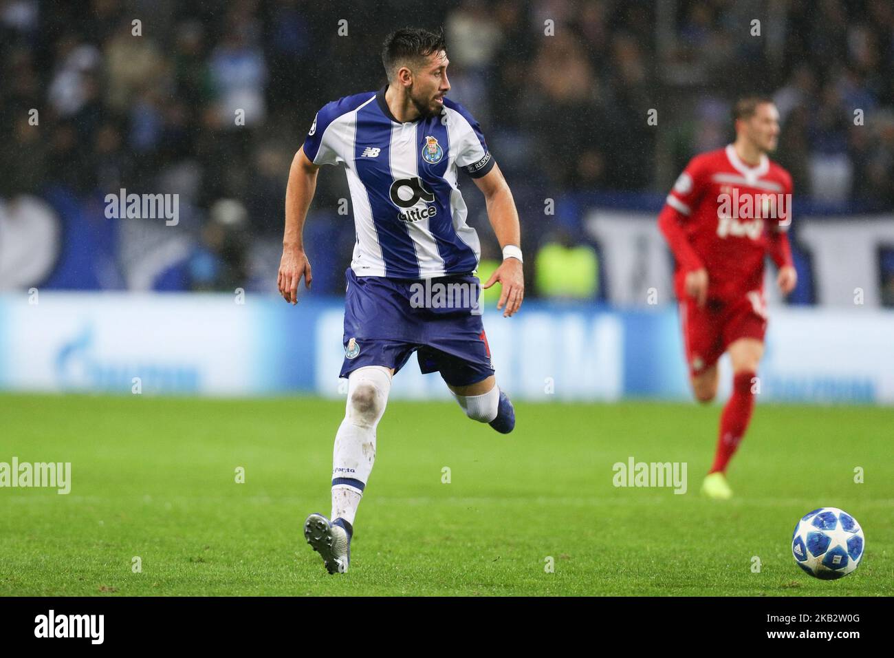 Porto's Mexican midfielder Hector Herrera in action during the UEFA ...