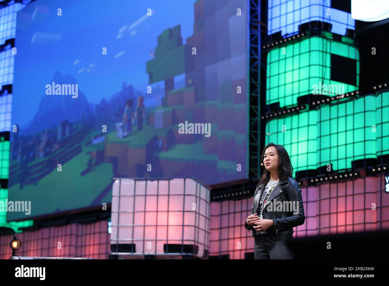 Minecraft 2018 hi-res stock photography and images - Alamy